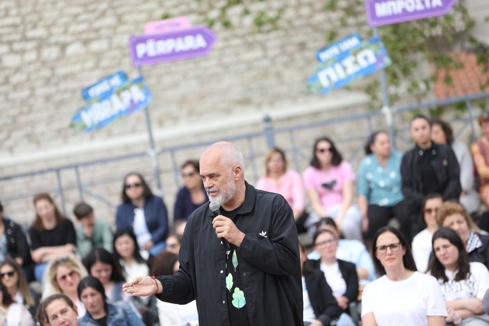 Dropull, në zonën e begatë me vajzat dhe gratë e mençura dropullite e ...