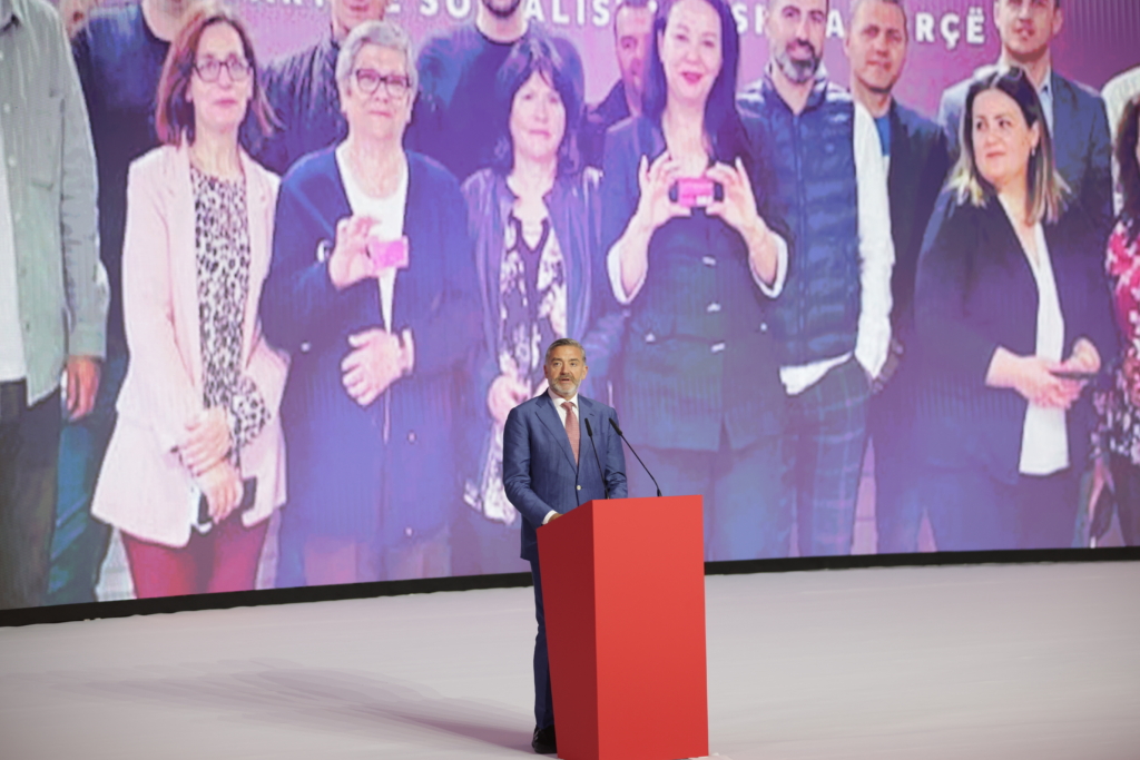 Partia Socialiste, familja politike dhe demokratike e kujtdo që ...